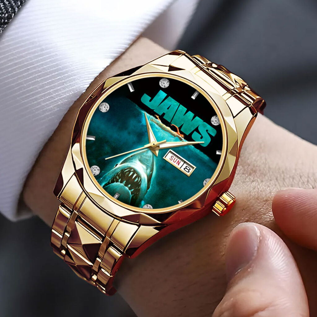 Jaws Alloy Luxury Quartz Watch – HOATT 11414 | Gifnestbuys