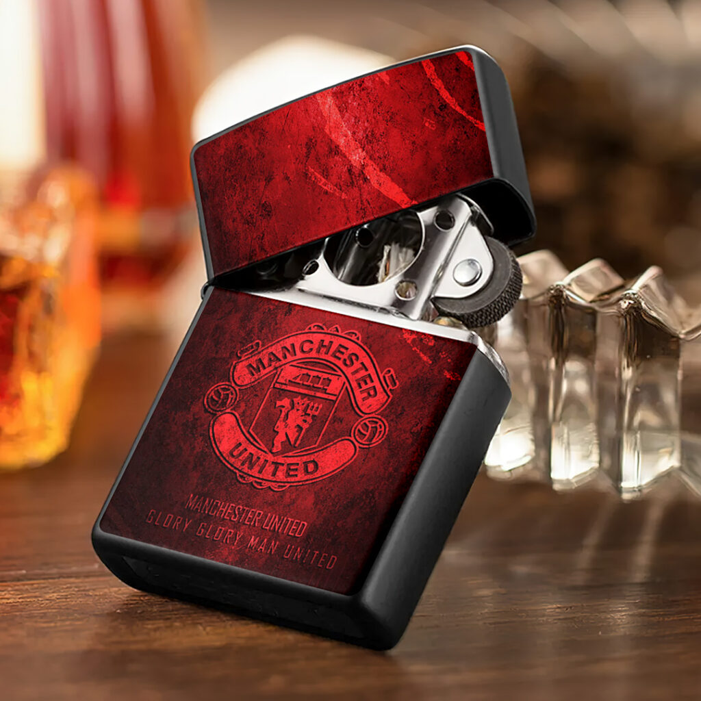 Manchester United Zippo Lighter Case (No Insert) – TANTN16364 | Gifnestbuys