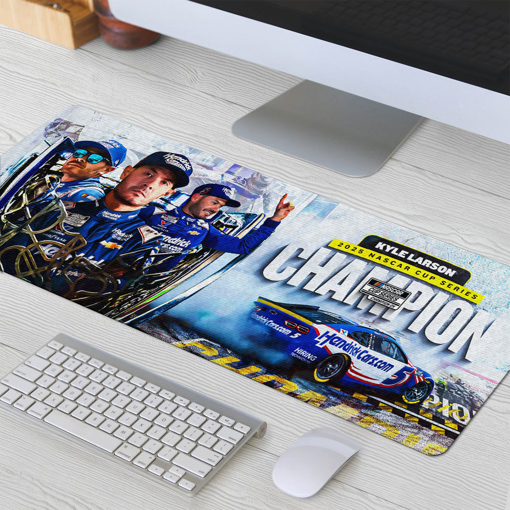 Kyle Larson 2025 NASCAR Cup Series Champion Mouse Mat – TANTN18166 ...